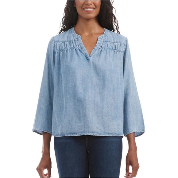 Splendid | Tops | Splendid Nwt Vneck Relaxed Fit Lightweight Denim ...